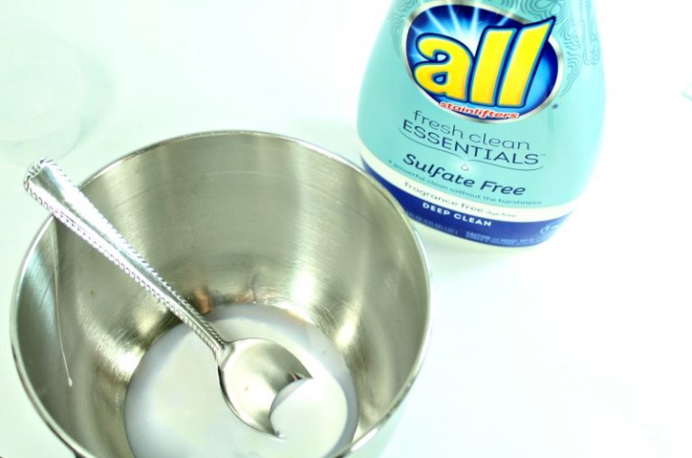 Silly Spring Slime Recipe - ThirtySomethingSuperMom