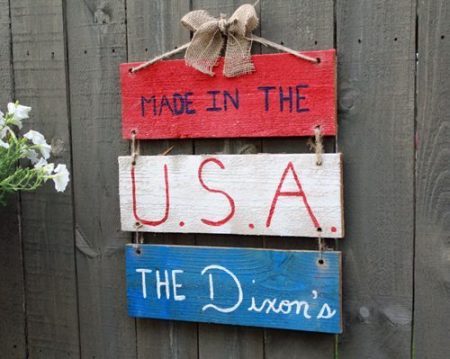 How to Make a DIY Patriotic Hanging Sign from Fence Pickets ...