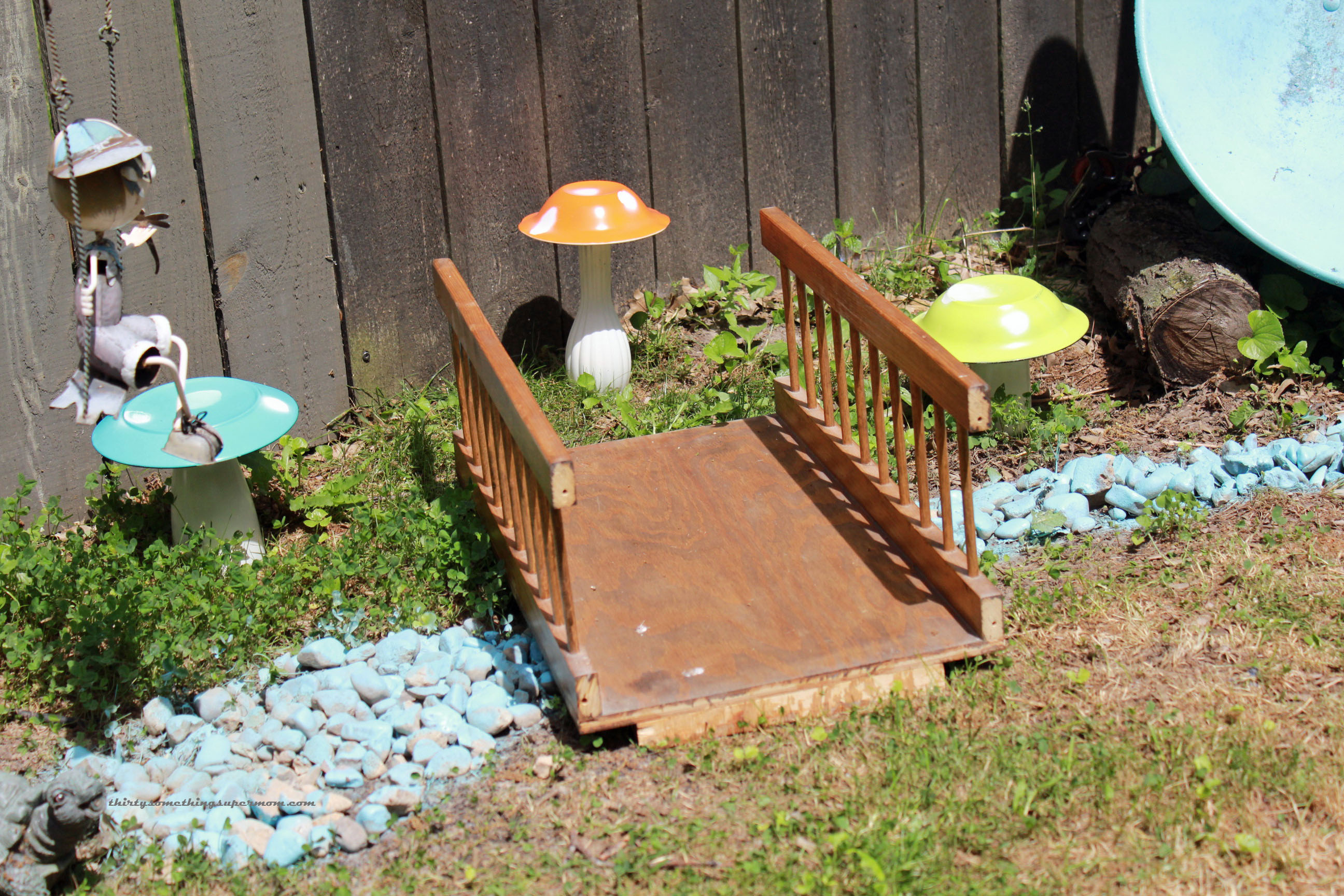 Crafty Ways to Repurpose Old Dishes In the Garden