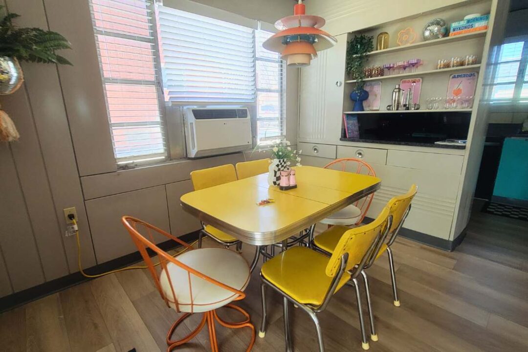 Lustron Homes: The Coolest Homes You've Never Seen ...